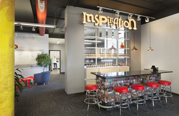 Benefits of Lunch Area in Office Interior Design - Kanika Design